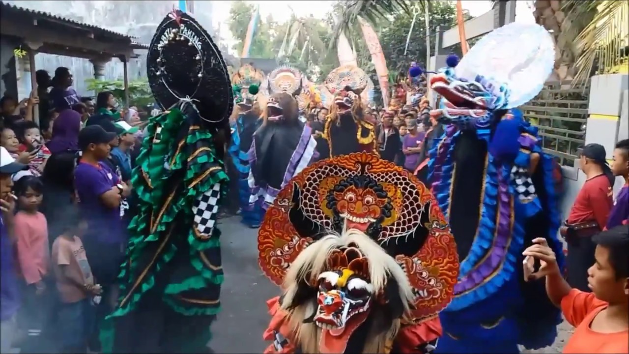 Kesenian Jaranan - YouTube