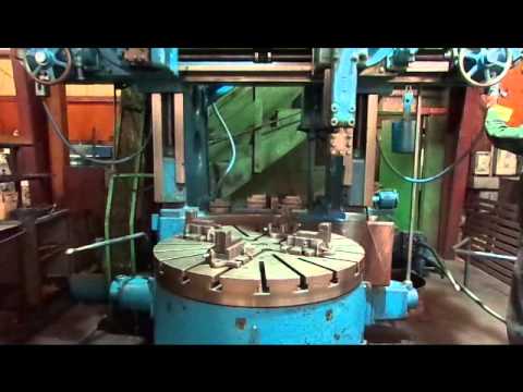Online Auction Bullard "Maxi-Mill" Vertical Turret Lathe - YouTube