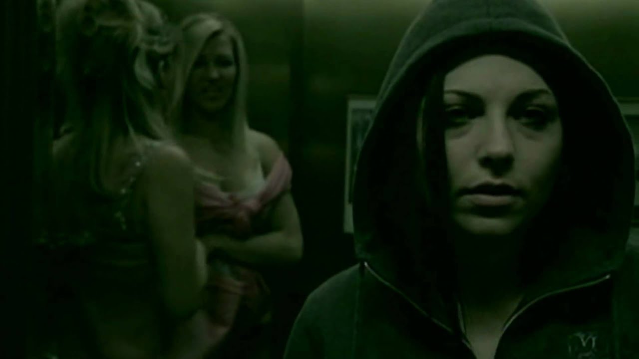 Everybody's Fool - Evanescence (HD) - YouTube