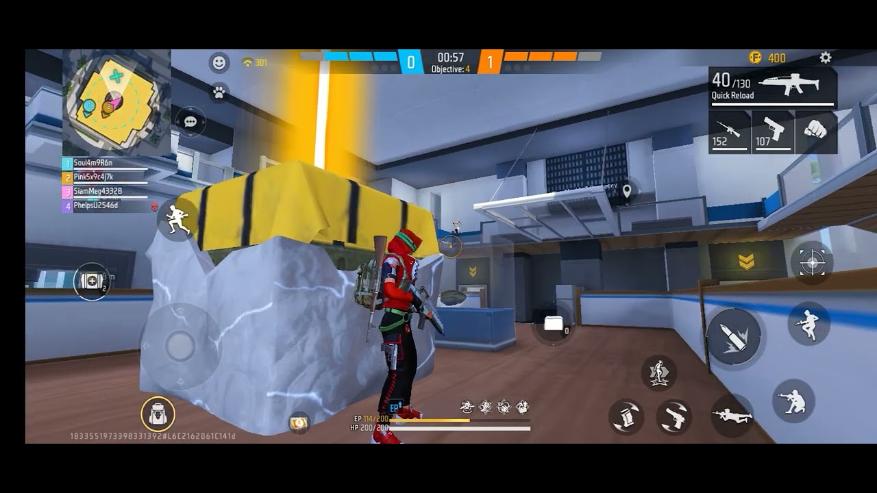 1v1 in class squad - YouTube