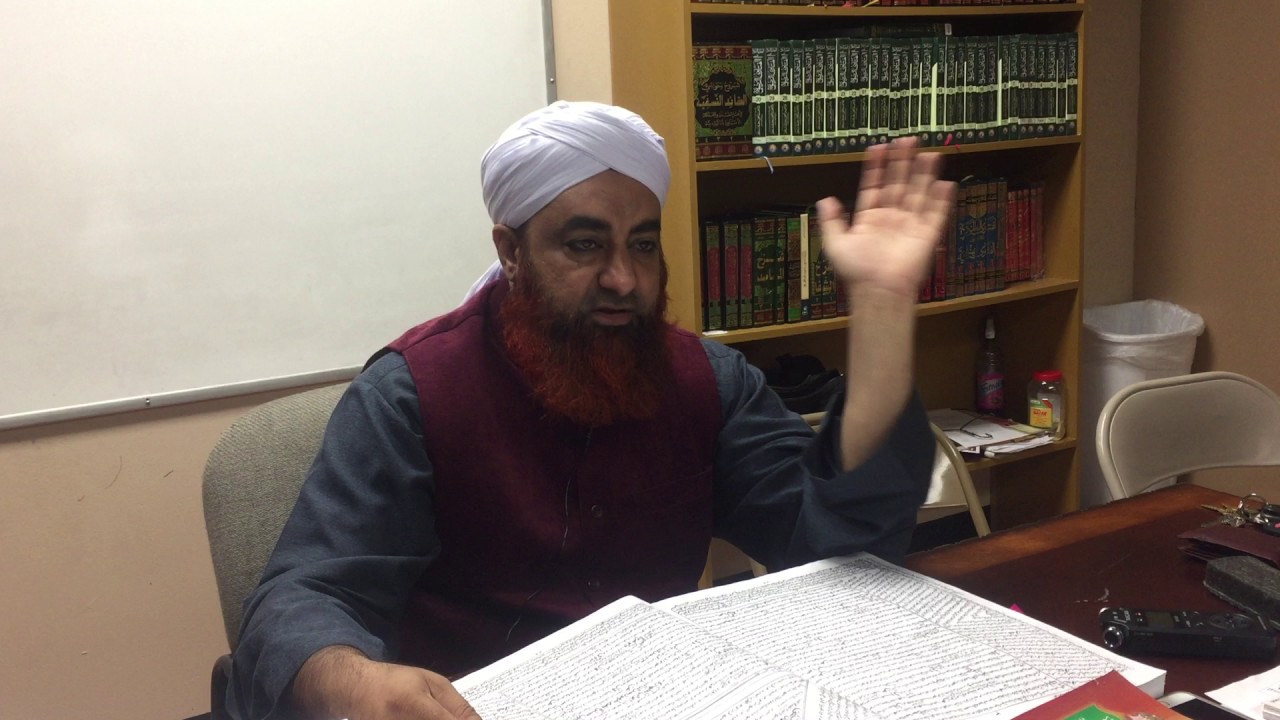 Mufti Akmal teaching Final year students of Al-noor Institute of ...