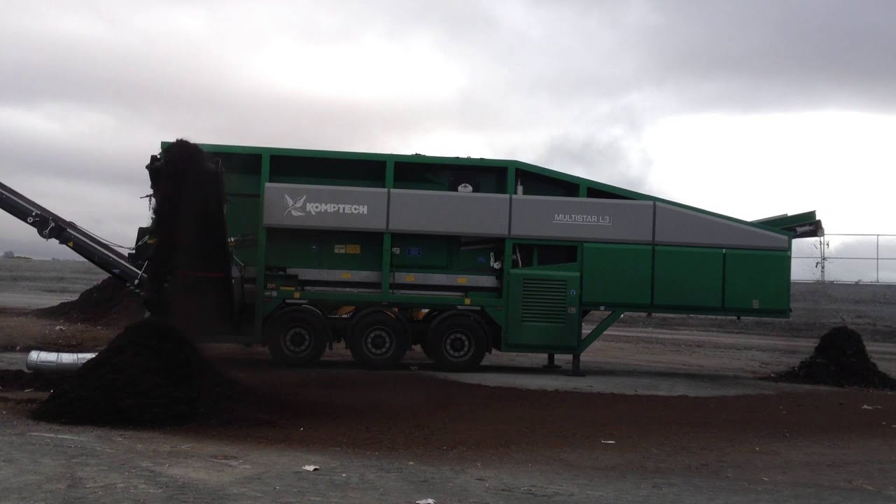 Komptech's Multistar L3 screener in action - YouTube