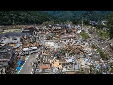 Japan News images of the devastating Japan tsunami//flood in japan News ...