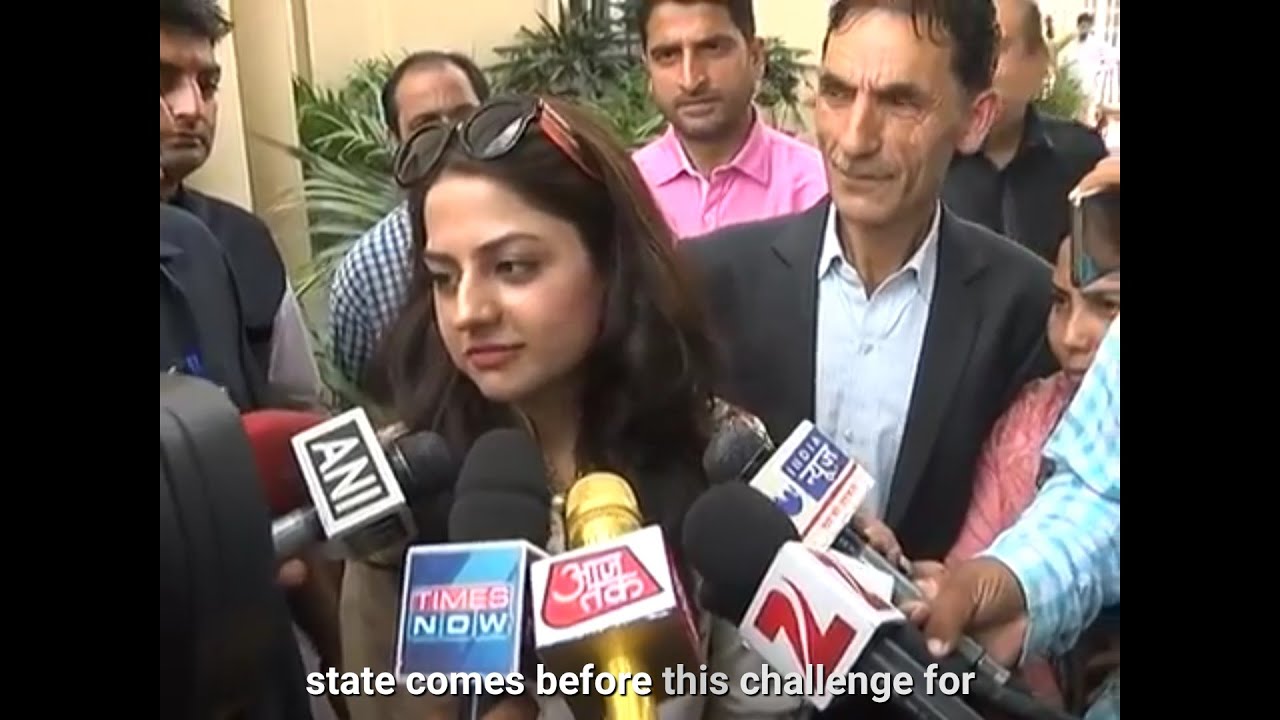 Irtika the elder daughter of mehbooba mufti interview - YouTube