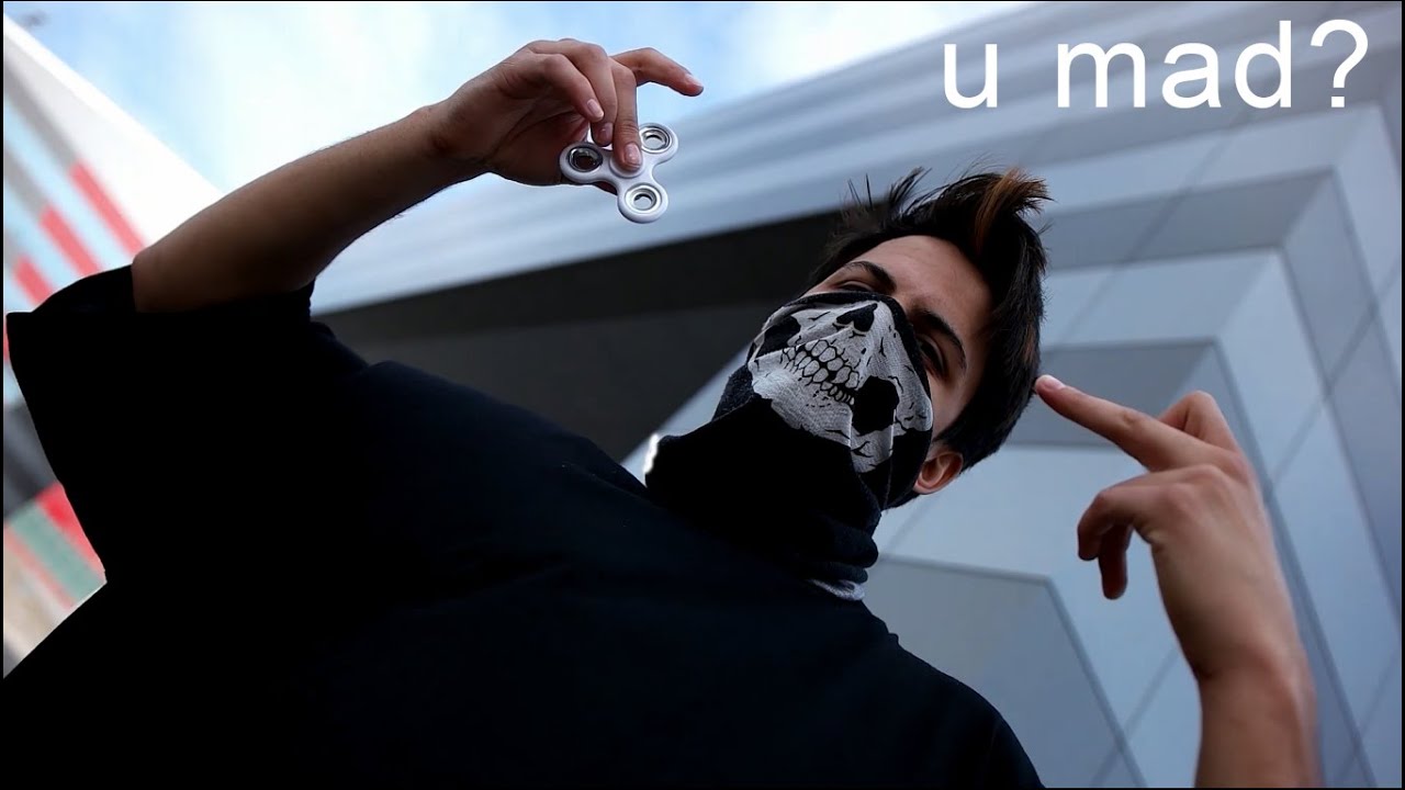 W I L L I A M _ S T U F F - Sono più ricco (King di Milano) - YouTube