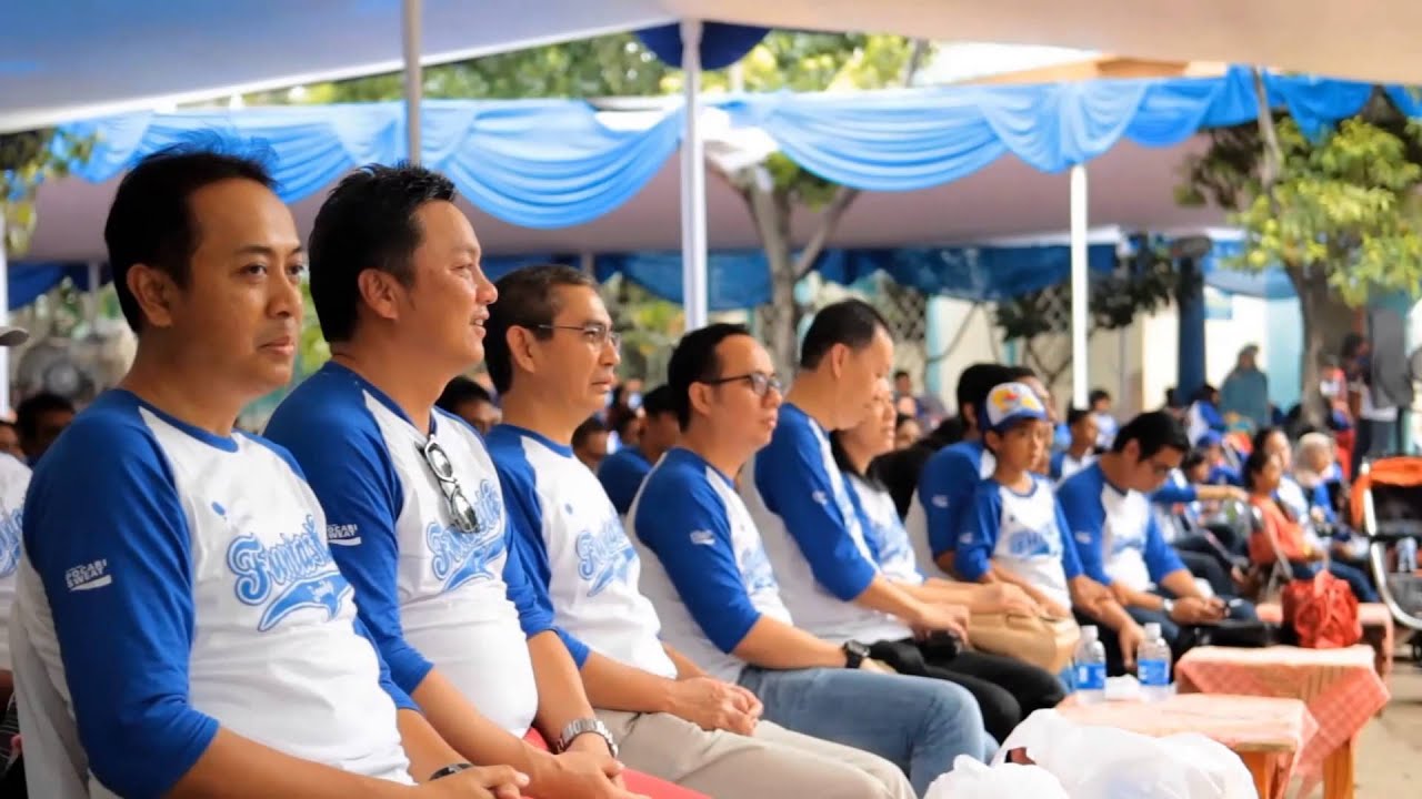 Family Gathering Dufan Ancol - YouTube