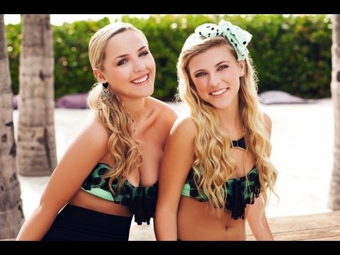 Behind the Scenes Photoshoot & Fashion Show GIVEAWAY!! Jewelry, Cameras, A FREE Swimsuit!