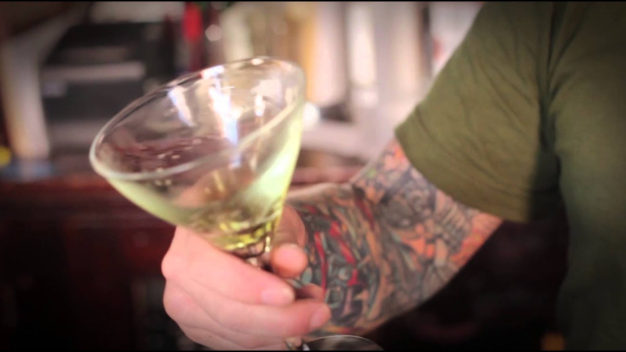 Cocktail guide: The Tipperary - The Wild Geese Irish Whiskey - YouTube