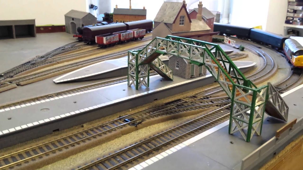 LIMA CLASS 37 RAILFREIGHT Red Stripe 37906 British Steel Skinningrove ...