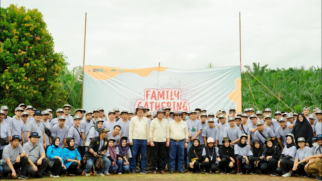 Family Gathering Bukit Kausar PTPN VI - YouTube