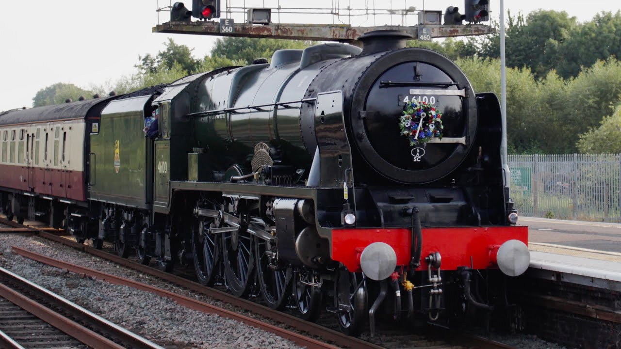 46100 Royal Scot at Exeter St David’s | Golden Hind | 6/8/23 - YouTube
