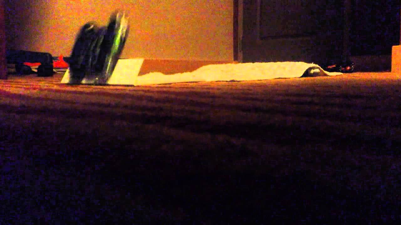 Air hogs hypertrax - YouTube