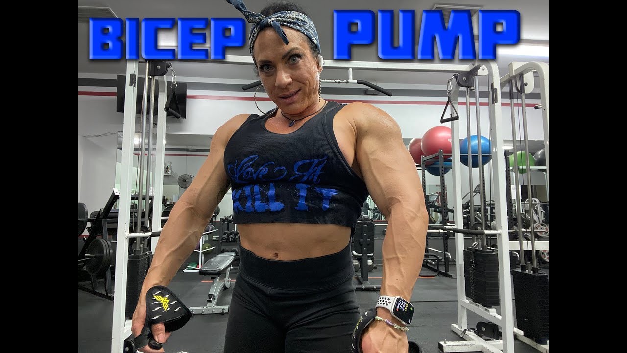 Female Bodybuilder Ripped Vixen Biceps Youtube