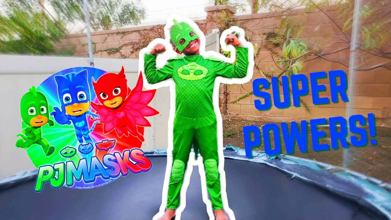 PJ MASKS GEKKO SHOWS HIS SUPER POWERS ON A TRAMPOLINE!! - YouTube