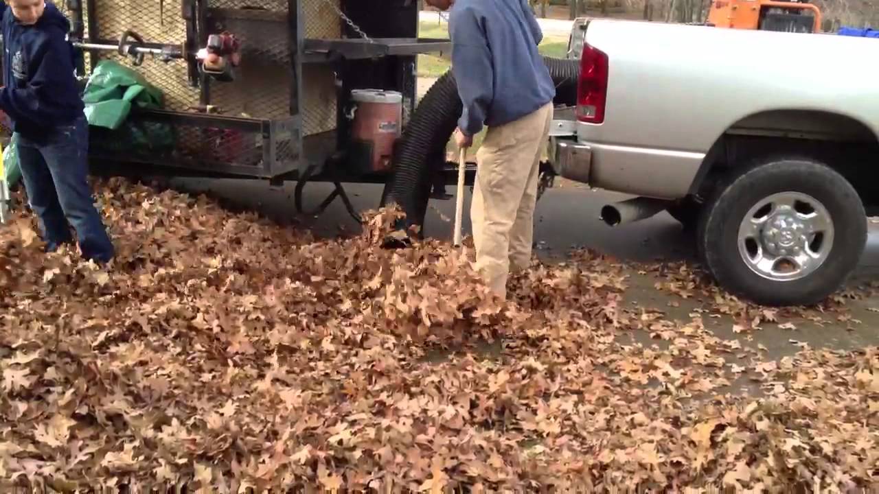 18 hp scag giant vac - YouTube