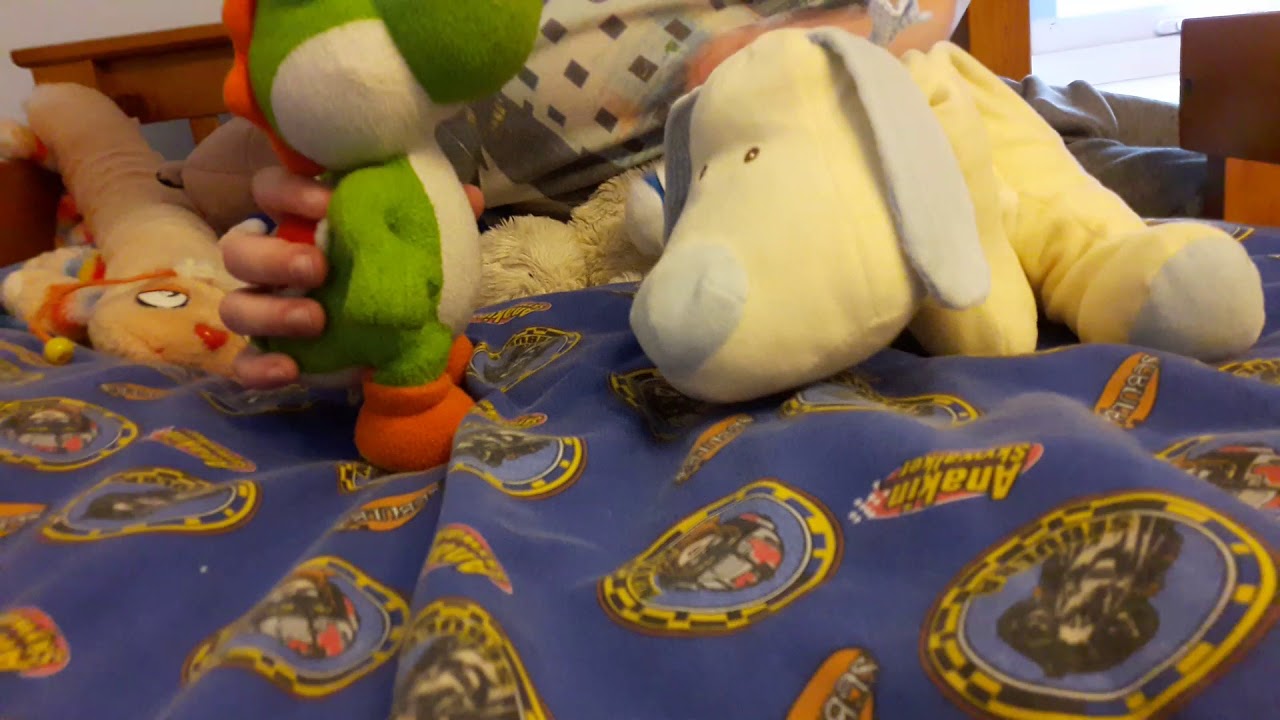 Playing with Yoshi teddy and other teddies - YouTube