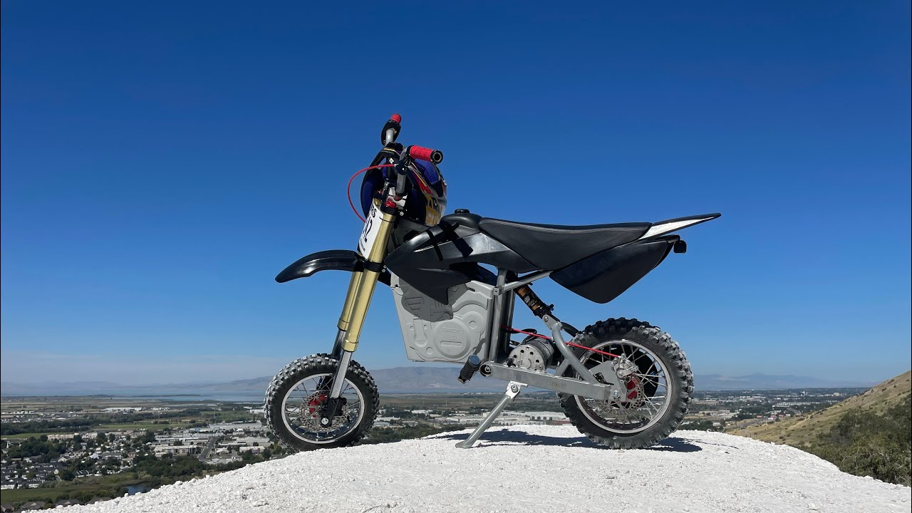 Gnarly off-road hill bomb on Razor MX500 - YouTube