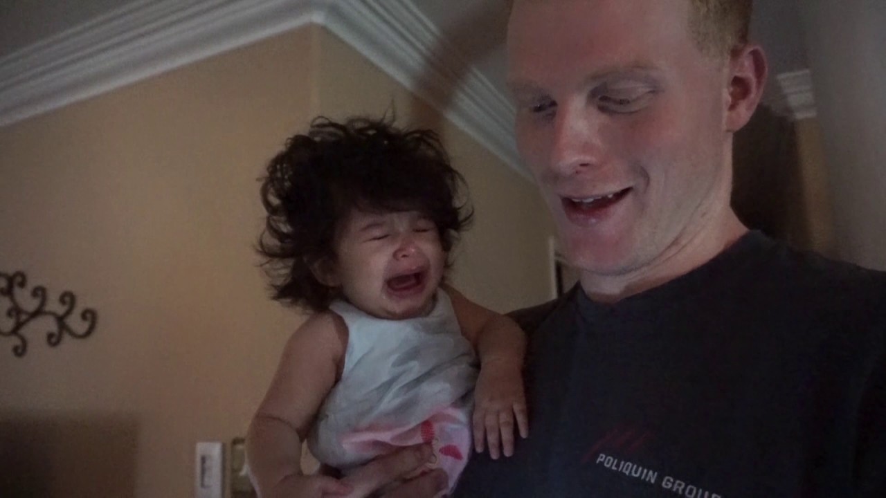 HOW TO MAKE A BABY INSTANTLY STOP CRYING - YouTube