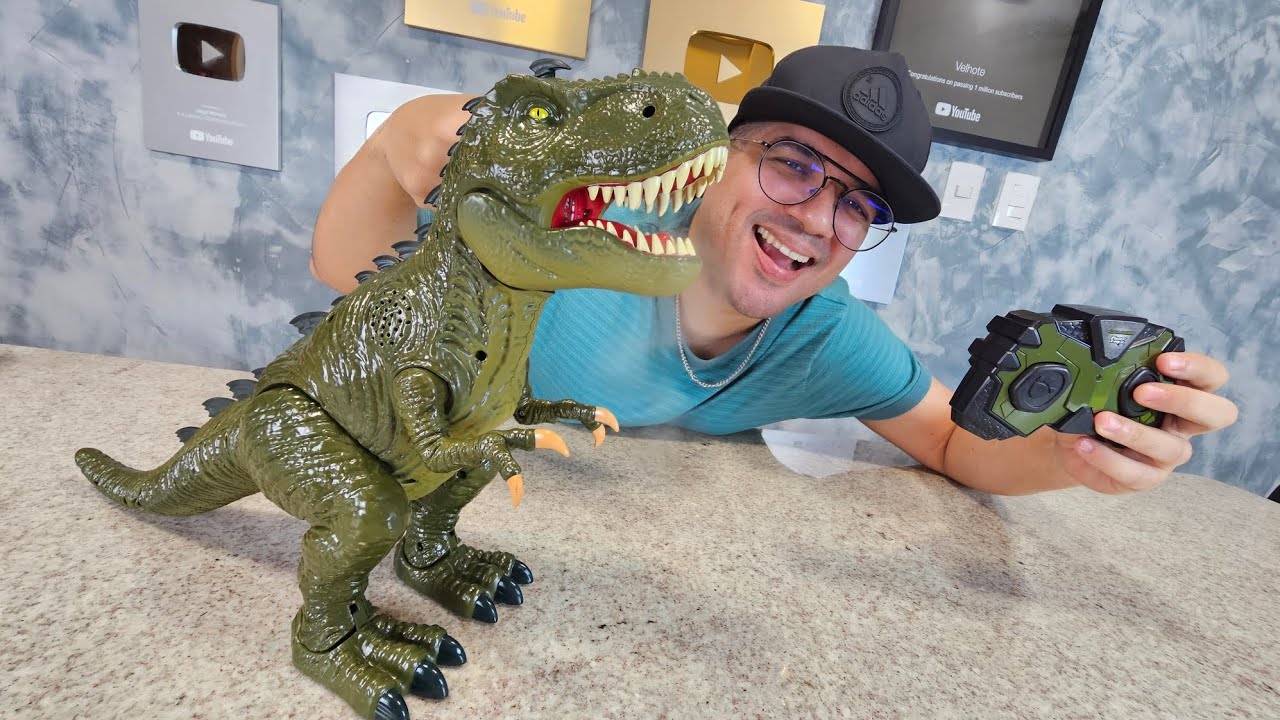 Dinossauro De Controle Remoto Que Solta Fogo Pela Boca 😴 Experimente A