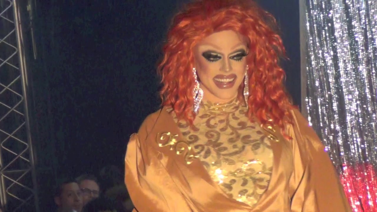 Morgan McMichaels: "Drag Queen" @ Showgirls! - YouTube