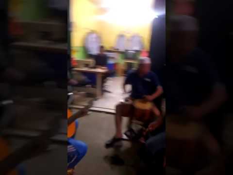 Dangdut aki aki group