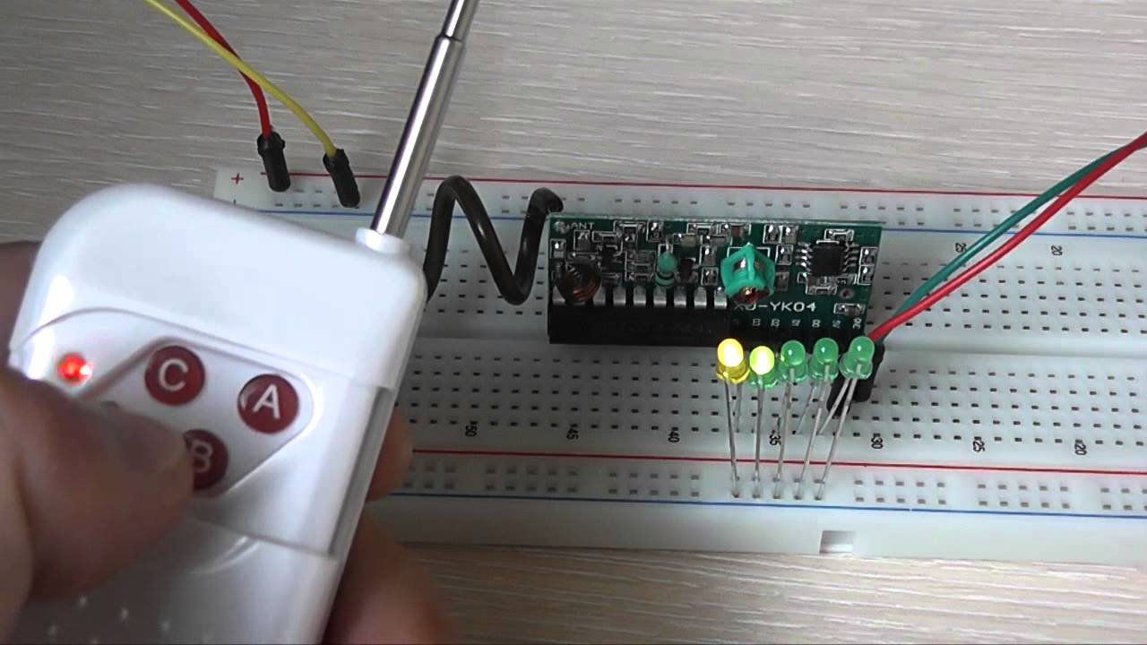 4-Key Wireless RF Module test - YouTube