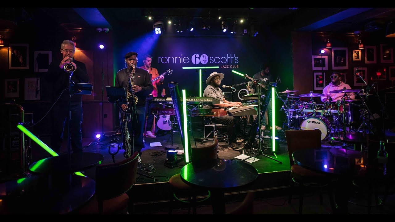 Luke Smith Livestream 30th December 2021 - 9.15PM - YouTube