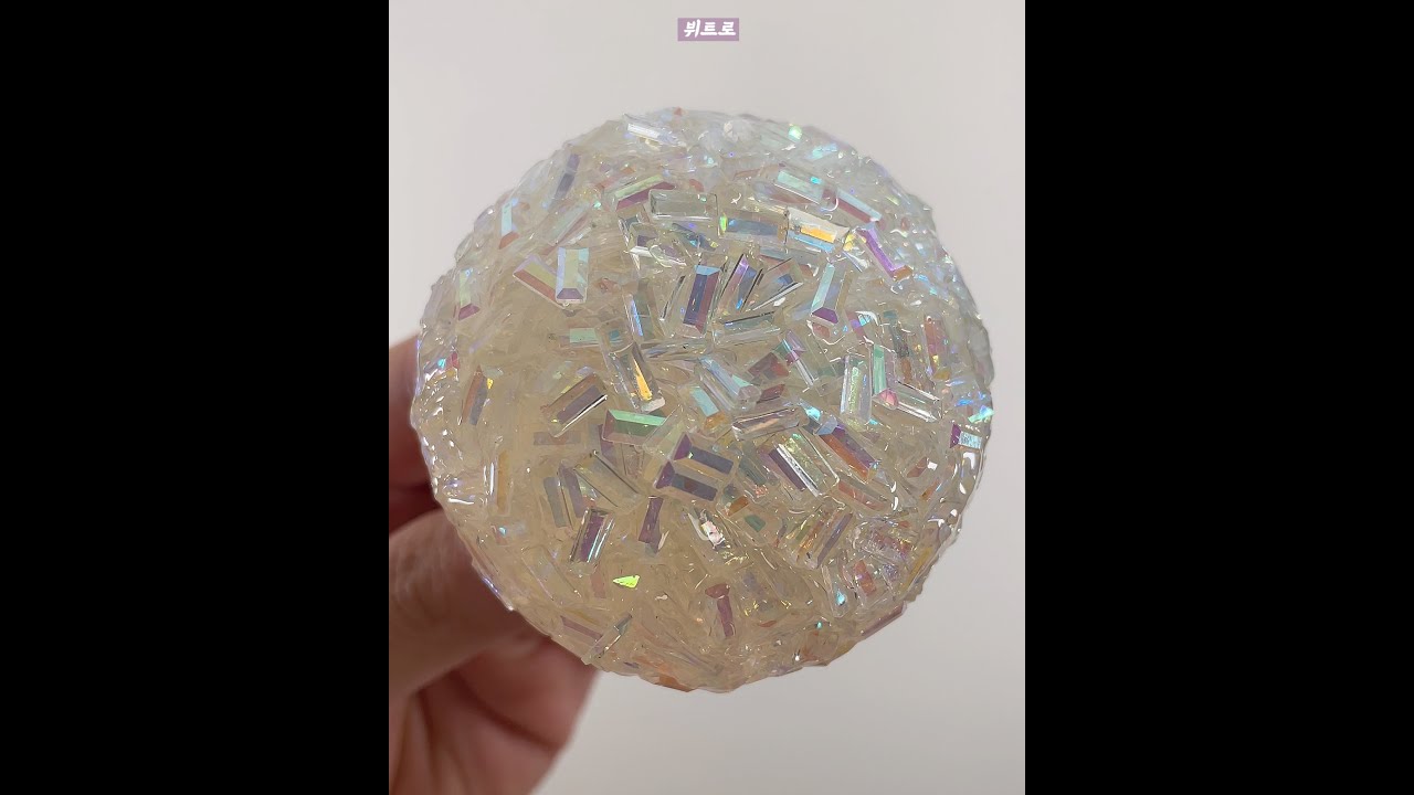 모모찌슬라임 미루고 미루다 결국엔 구매한 뷔트로 빛에 따라 시시각각 변하는 투명한 비즈의 색감도 너무 예뻐요 자글파는 감동중ㅣ크런치슬라임너스의크런치 Youtube