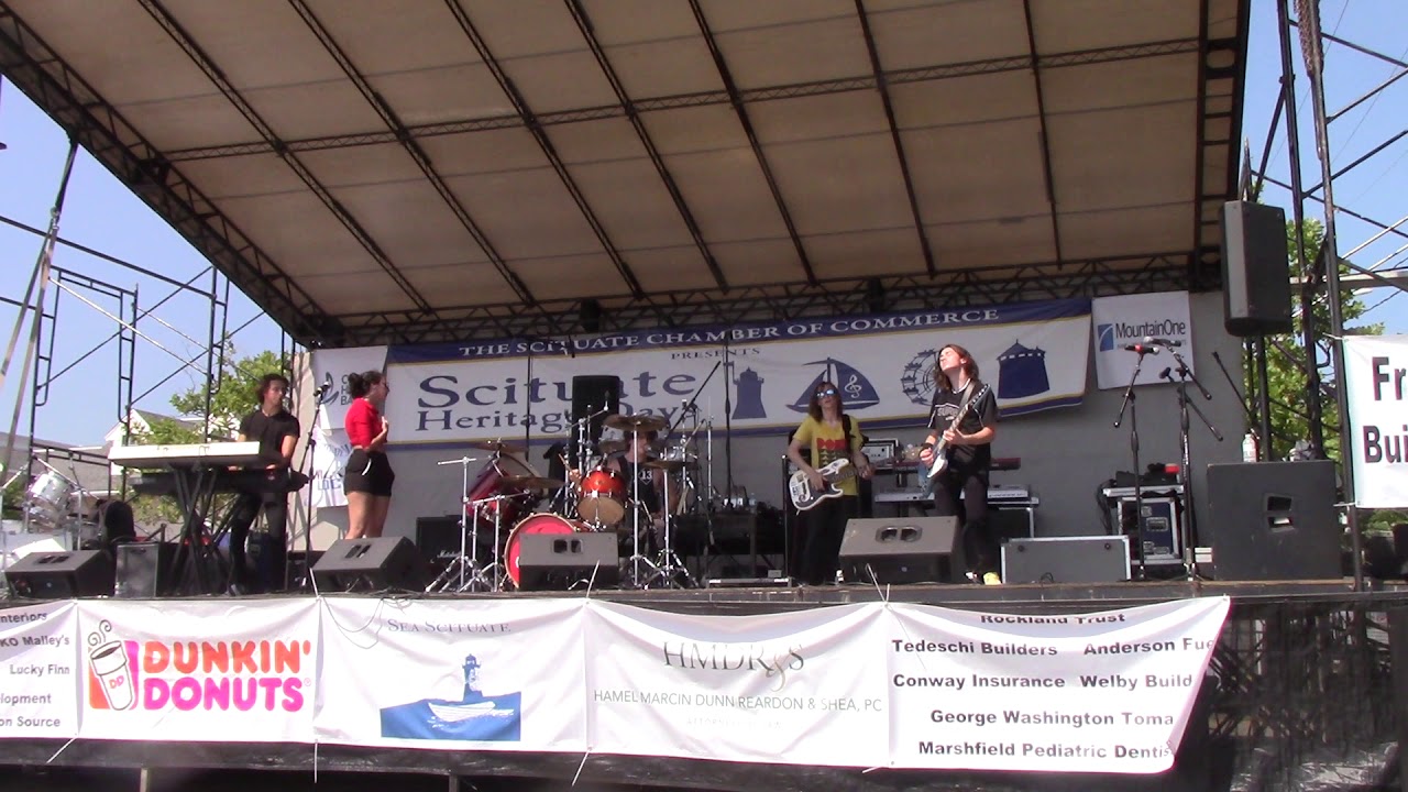 Kevin Cafferty plays “Lie to Me” with band Roll Over White - YouTube