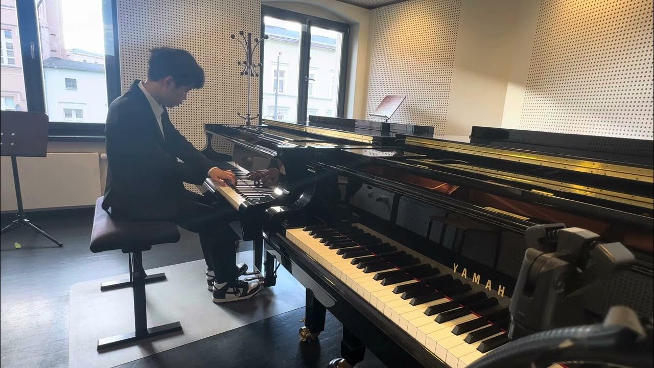 Jingshan Zhu-Mozart Sonata k331-Movement 1 - YouTube