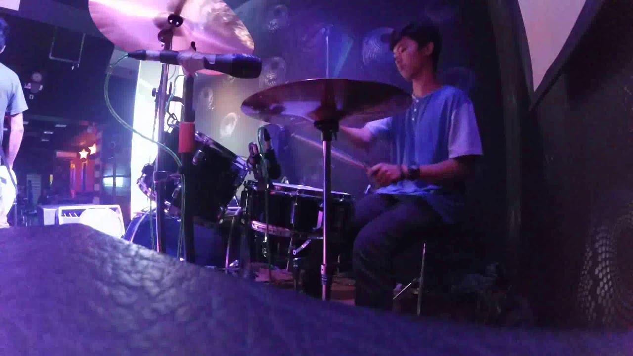 Ginda and The White Flowers - Tahan Dulu (DrumCam by Wiwit Jatra) - YouTube