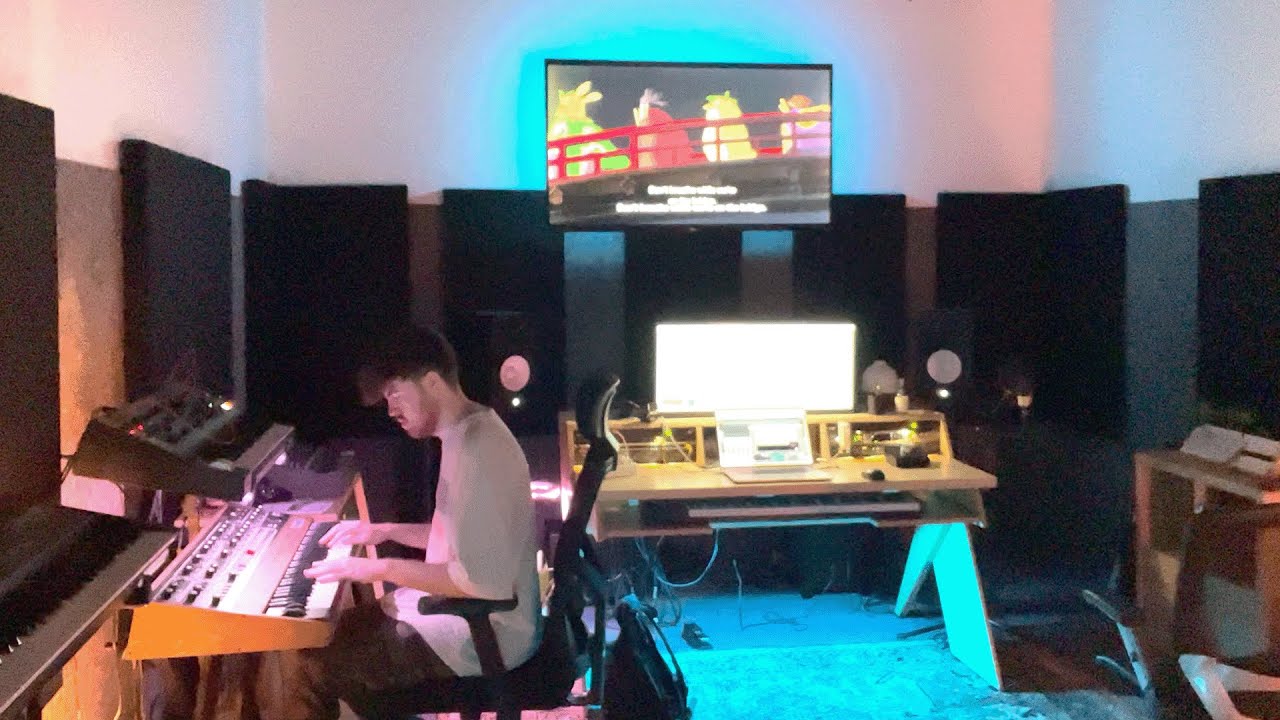 Welcome to my studio. - YouTube