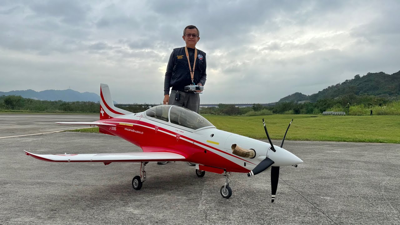【4K】Skymaster PC-21 Round two maiden flight / power by KingTech K-100TP ...