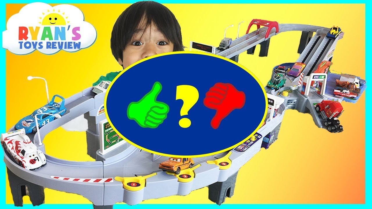 Tomica Toll Gate ETC Drive with Disney Cars and Hot Wheels Toys - Video ...