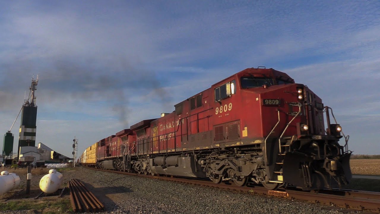 676 AXLE 420! CP 9809 at Baxter (15APR2023) - YouTube