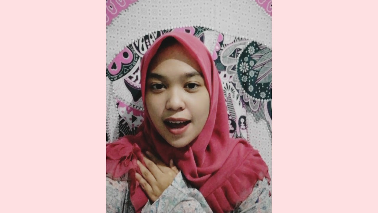 Public Speaking Class E 2018 with Dr. Yuni Sari Amalia. - YouTube