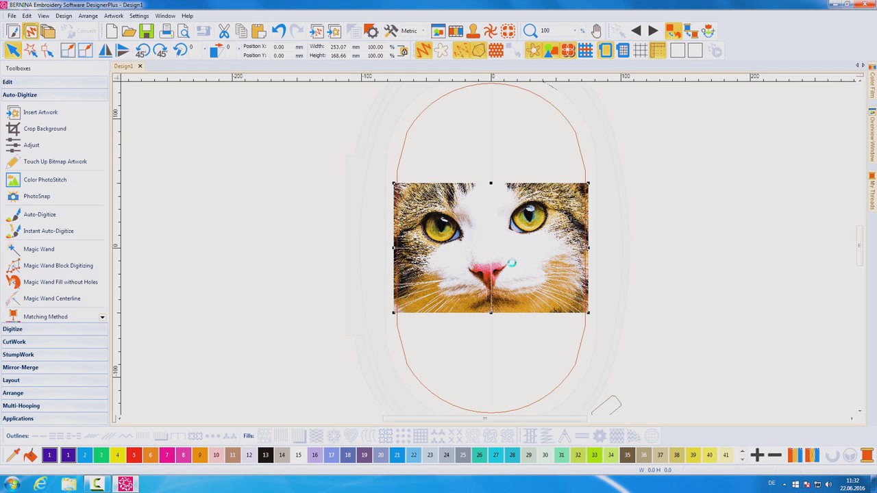 Color PhotoStitch - Software de bordado V8 BERNINA - YouTube