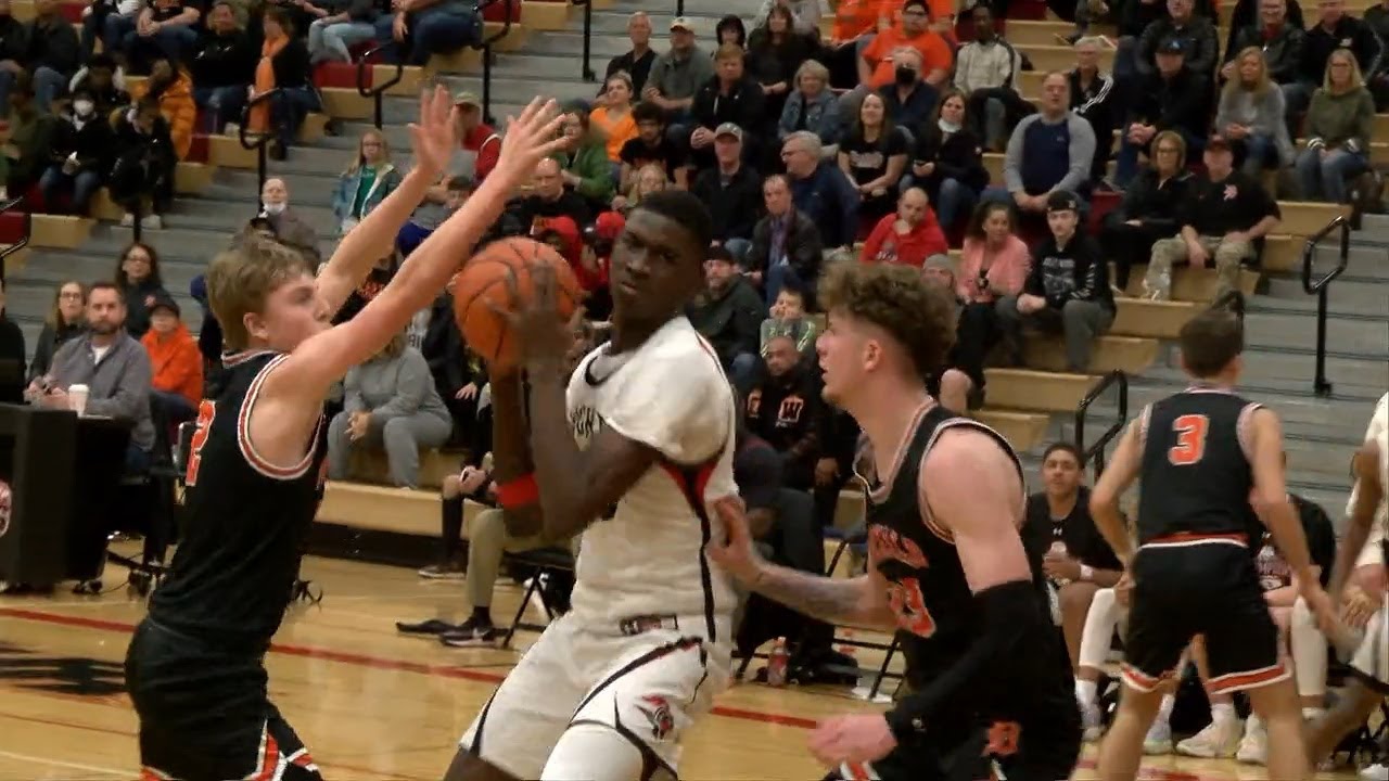 Mike Jones Suiting up for Chi Prep - YouTube