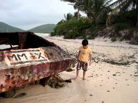 Tanque de guerra en Culebra - YouTube