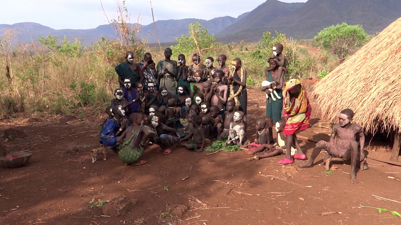 Traditional Dance and Song of the Omo Valley: Surma Children - YouTube