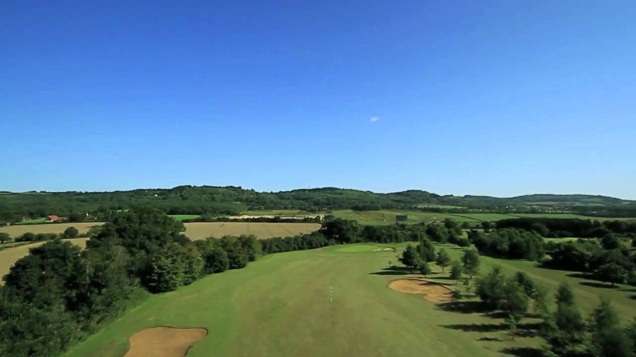 Hole 8 Bletchingley Golf Club - YouTube