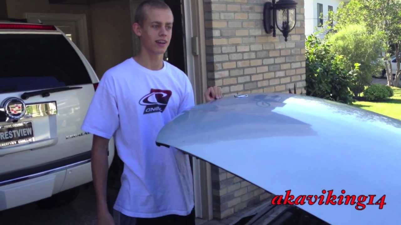 Spoiled Kid Destroys His Car with a Hammer - akaviking14 - YouTube