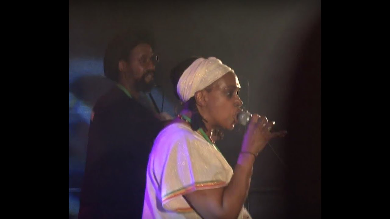 Live Dub Show With Aisha Mixed by Mad Professor @ Sunshine Reggae ...