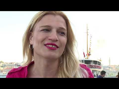 Turkey's first transsexual TV reporter fights for LGBT rights