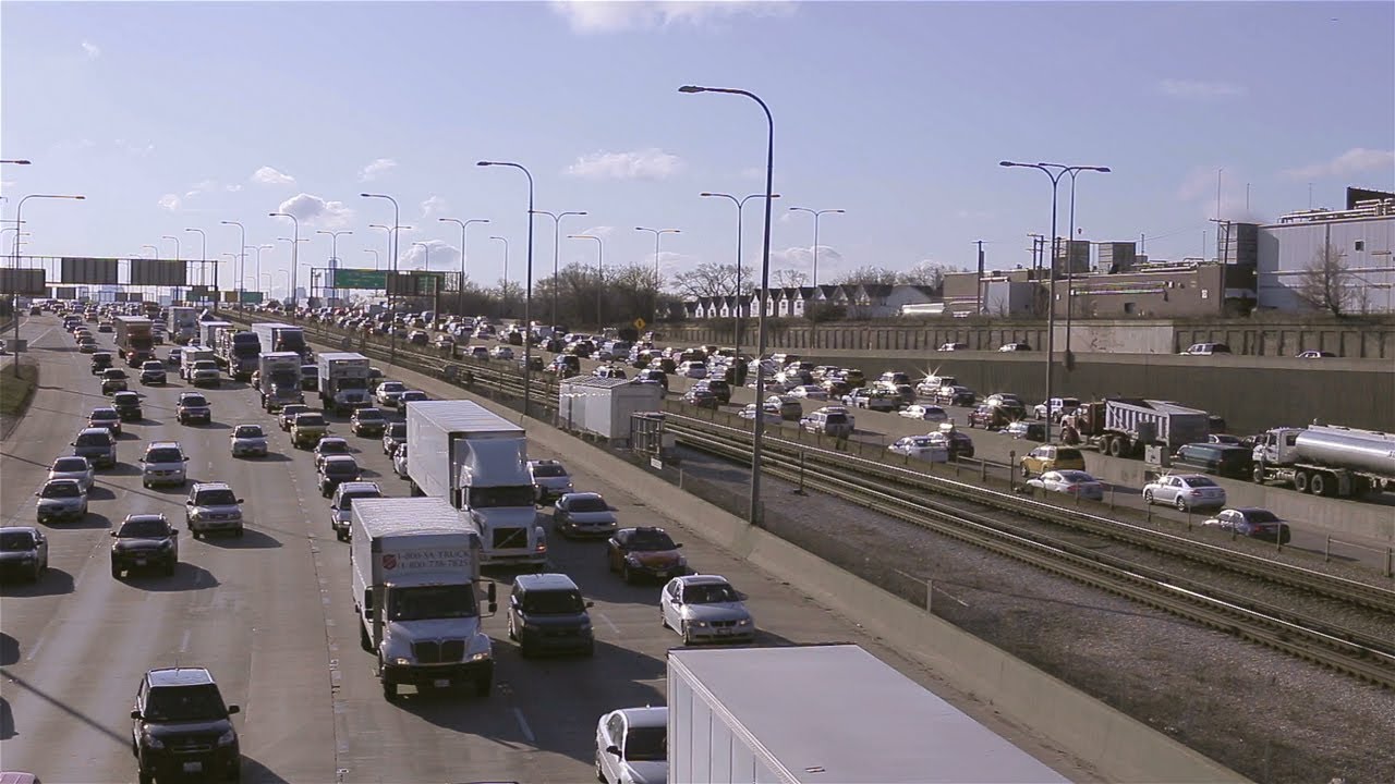 Morning Highway Traffic Commute in City of Chicago - YouTube