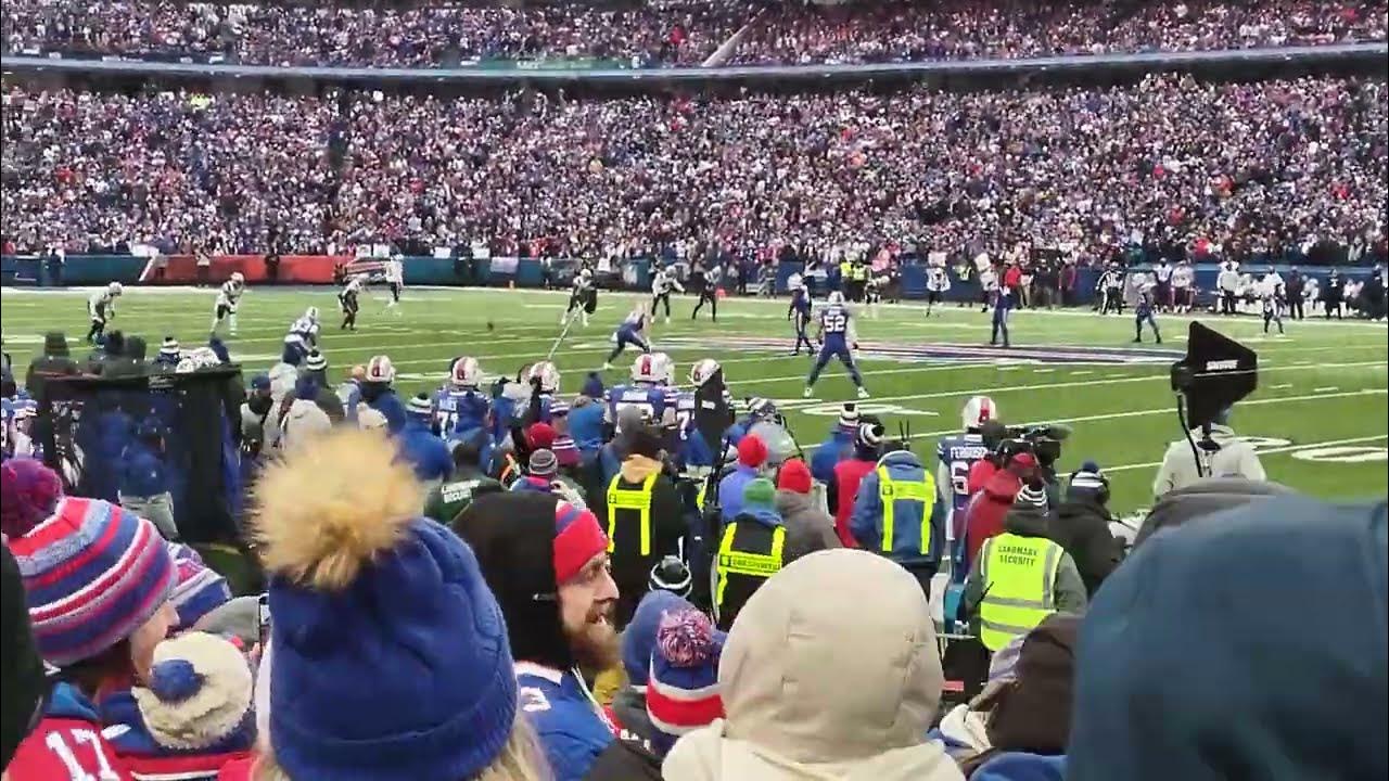 Bills vs. Patriots: Nyheim Hines returns opening kickoff for TD - YouTube