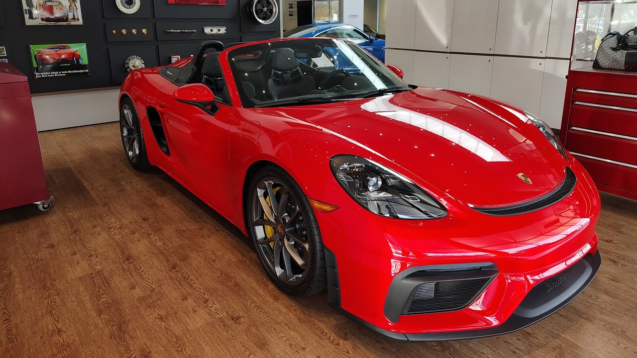 Exploring an awesome Porsche car dealership for my first time - YouTube