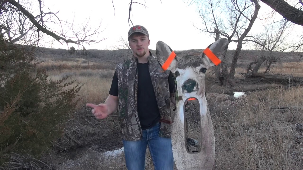Kansas Whitetail Killed Using Ultimate Predator Decoy - YouTube