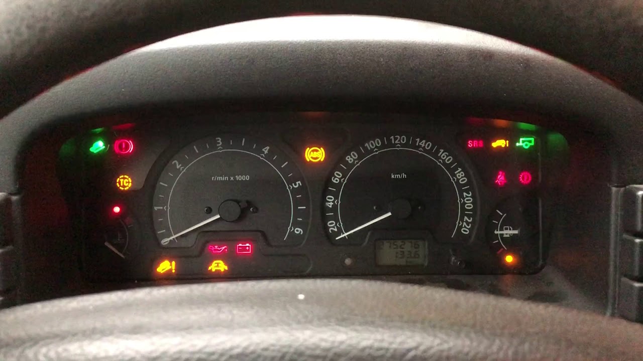 Land Rover discovery td5 - YouTube