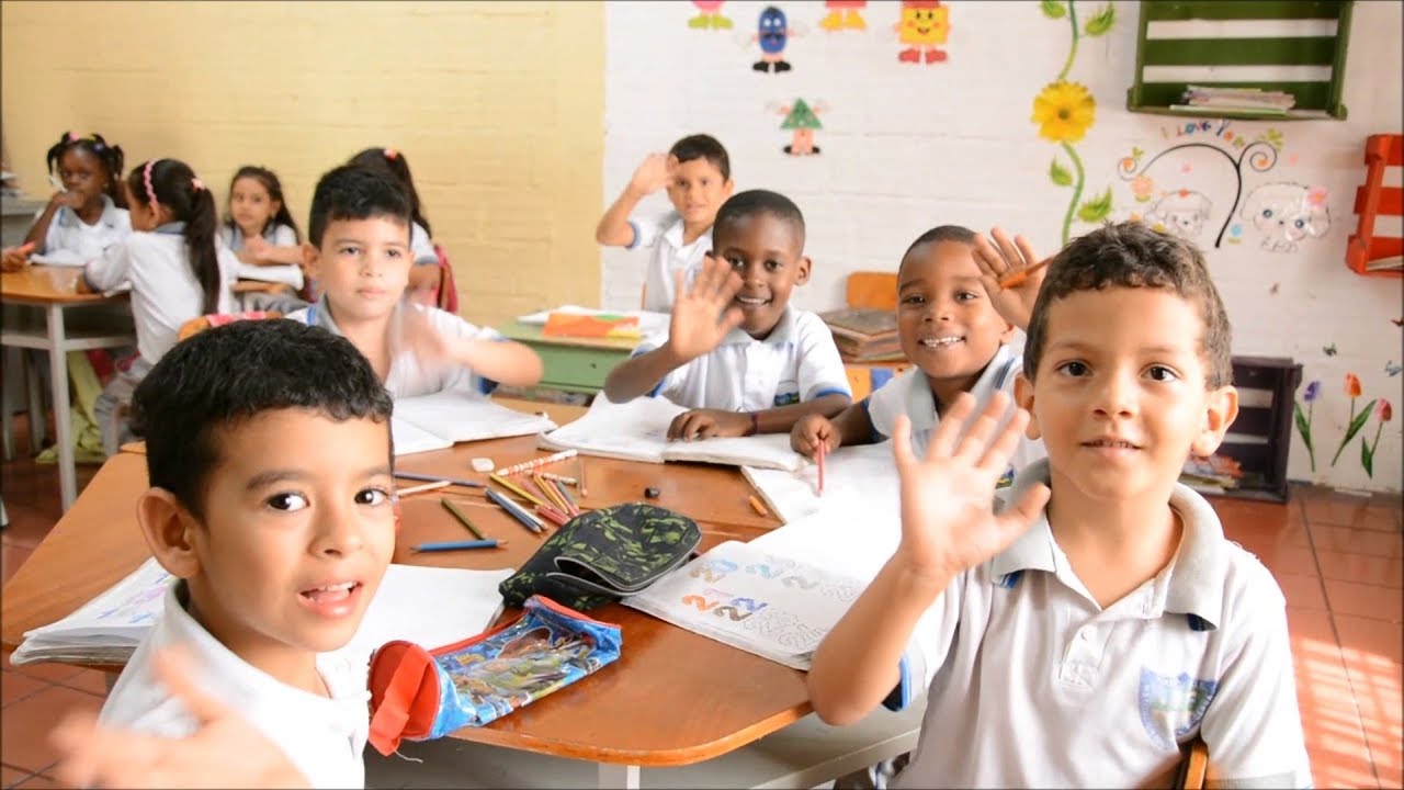 Himno IE Moderna - YouTube